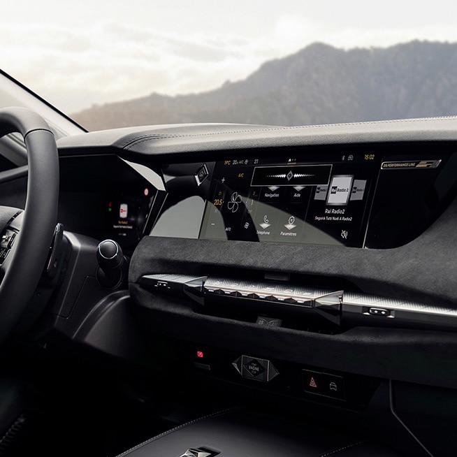 DS N°4 DS PERFORMANCE Line | Limited Series | DS Automobiles