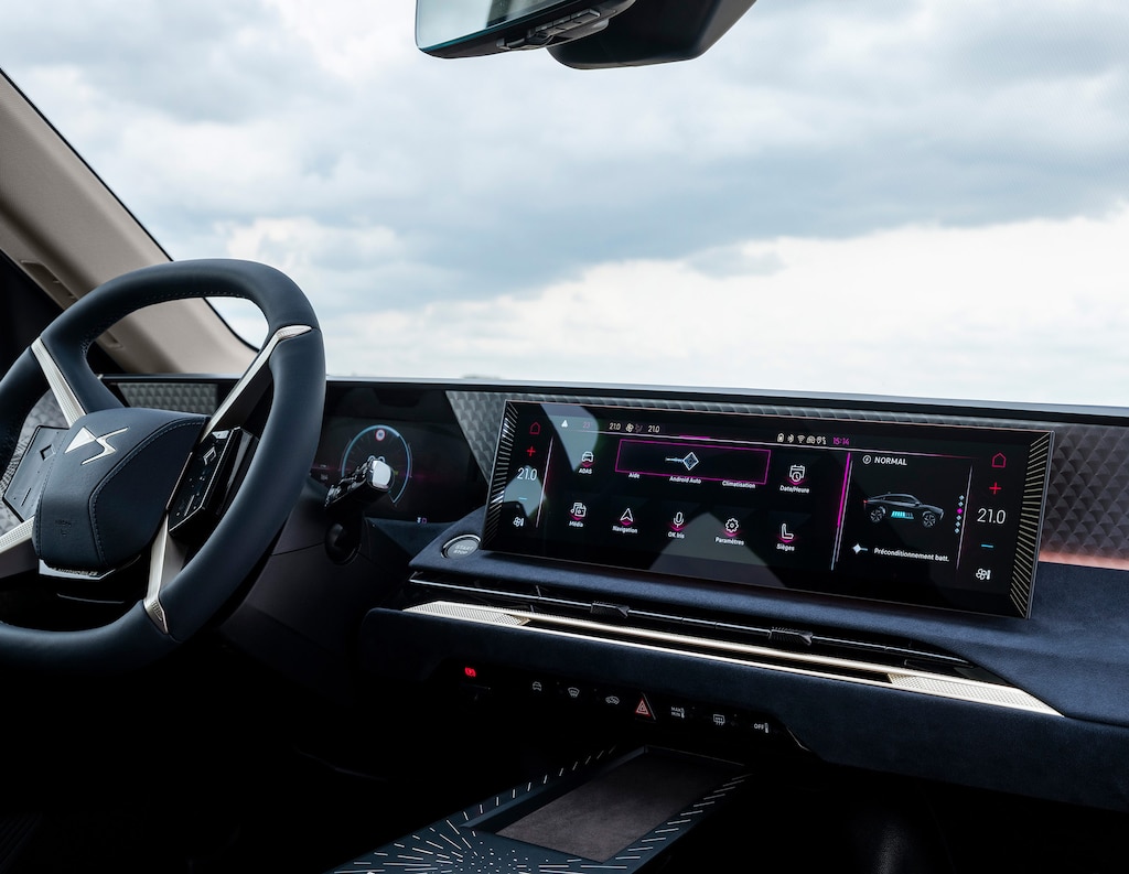 DS N°8 JULES VERNE | Limited Edition Car | DS Automobiles UK