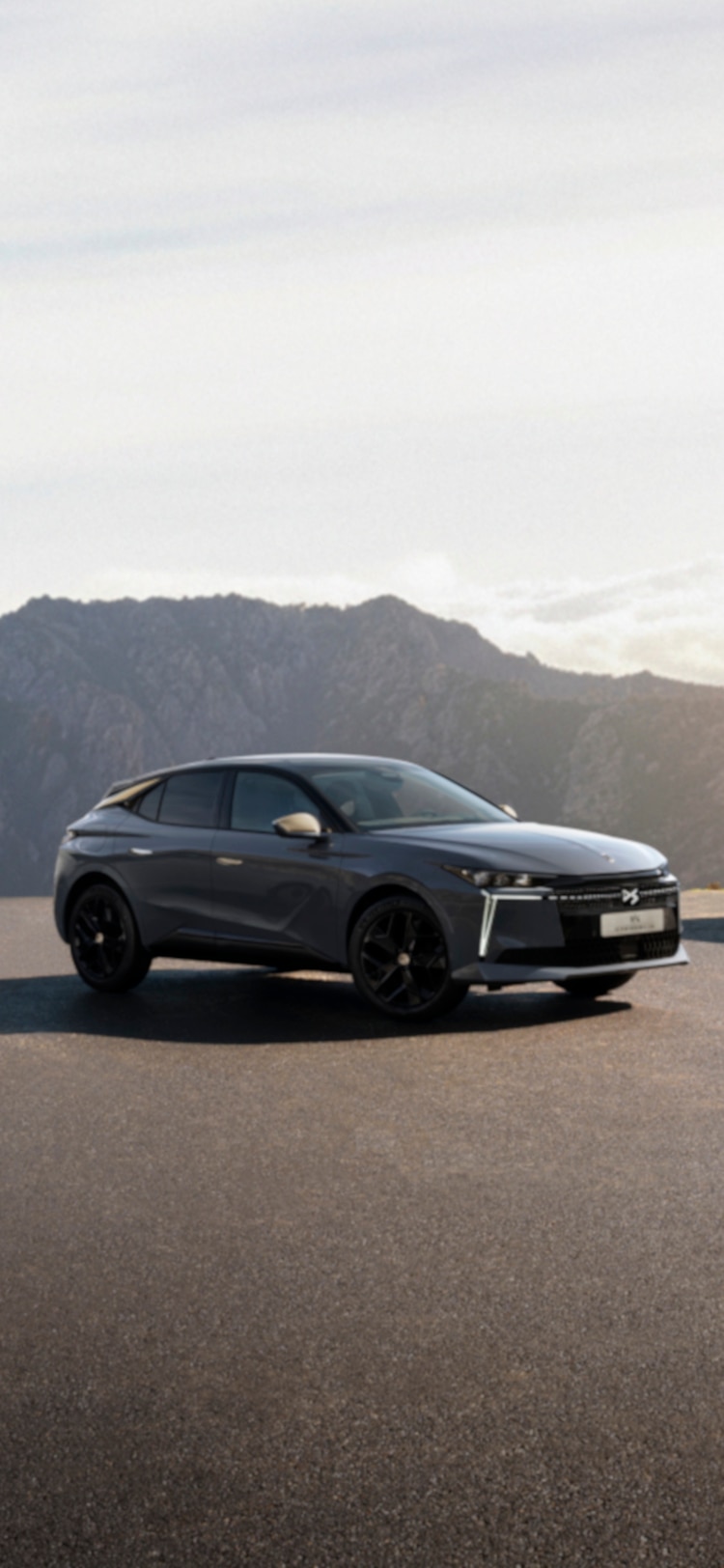 DS N°4 DS PERFORMANCE Line | Limited Series | DS Automobiles