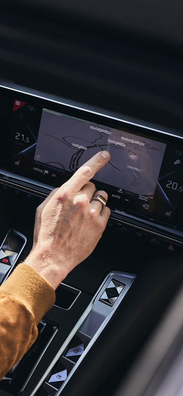Real-Time Connected Navigation & Sat Nav | DS Automobiles UK